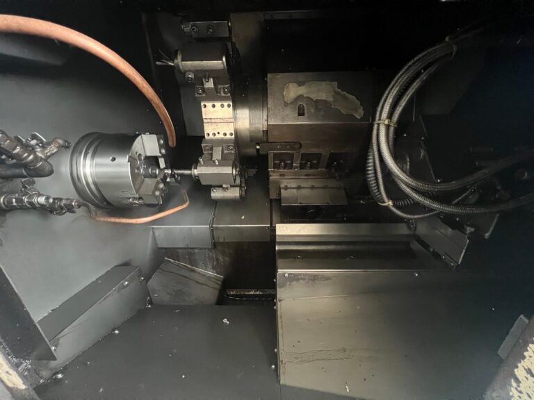 Tornio cnc 2 assi TAKAMAZ X20 HI SERVER con gantry loader usato