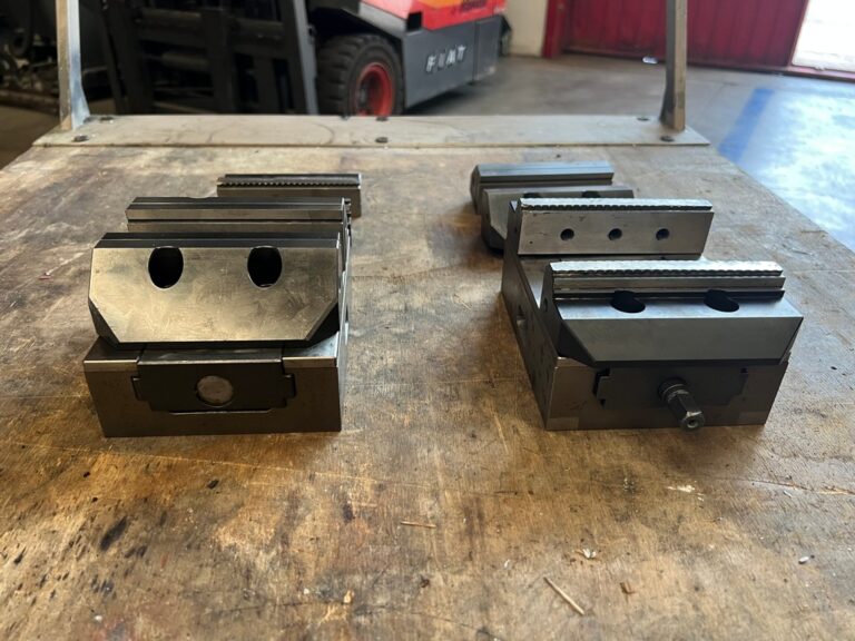 Coppia di morse autocentranti SCHUNK KONTEC KSC 125 usate